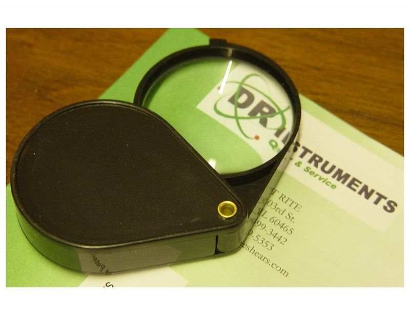 Folding Pocket Magnifier - 4X – DR Instruments